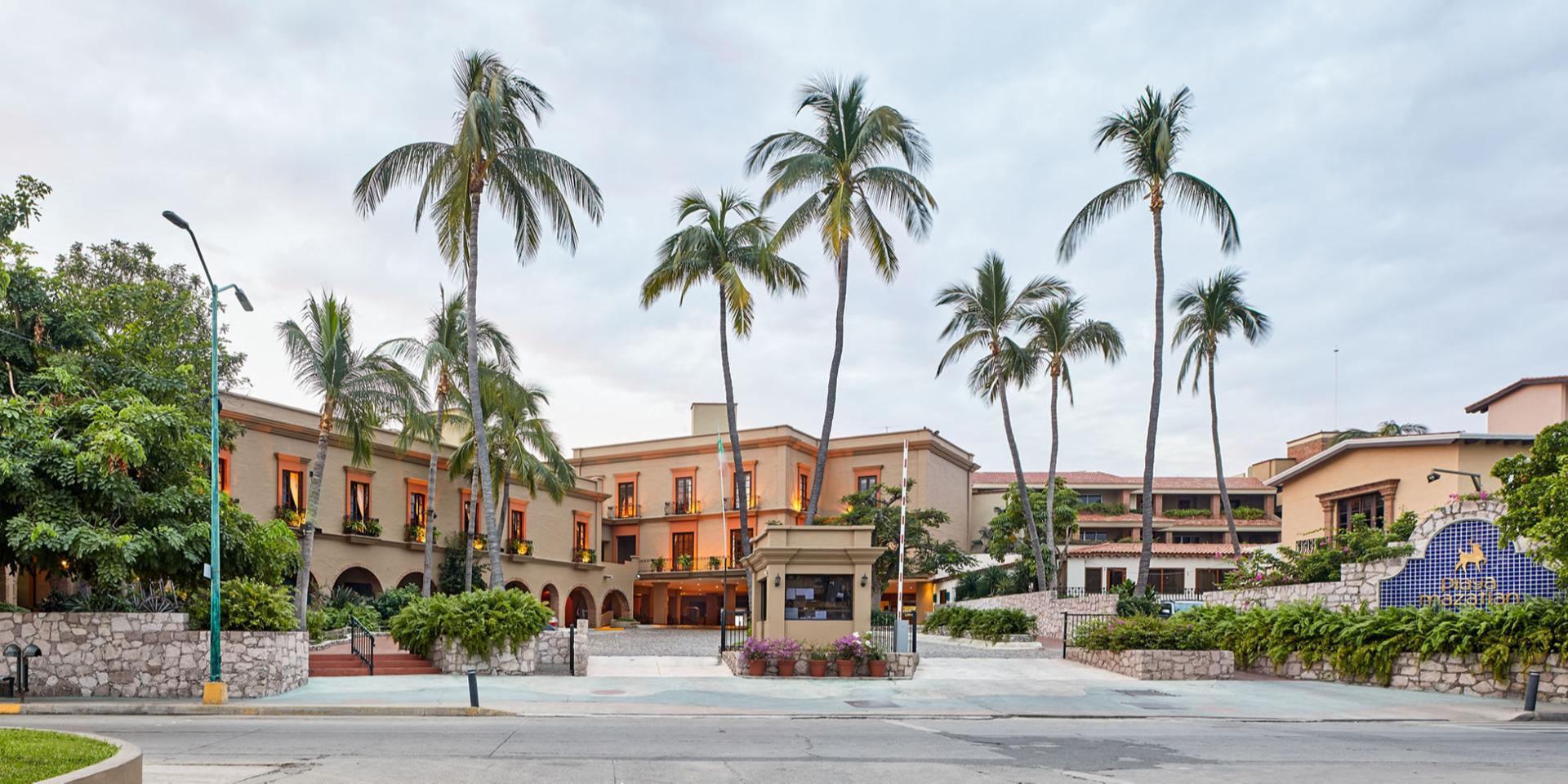 Playa Mazatlan Beach Hotel: Réservez au meilleur prix